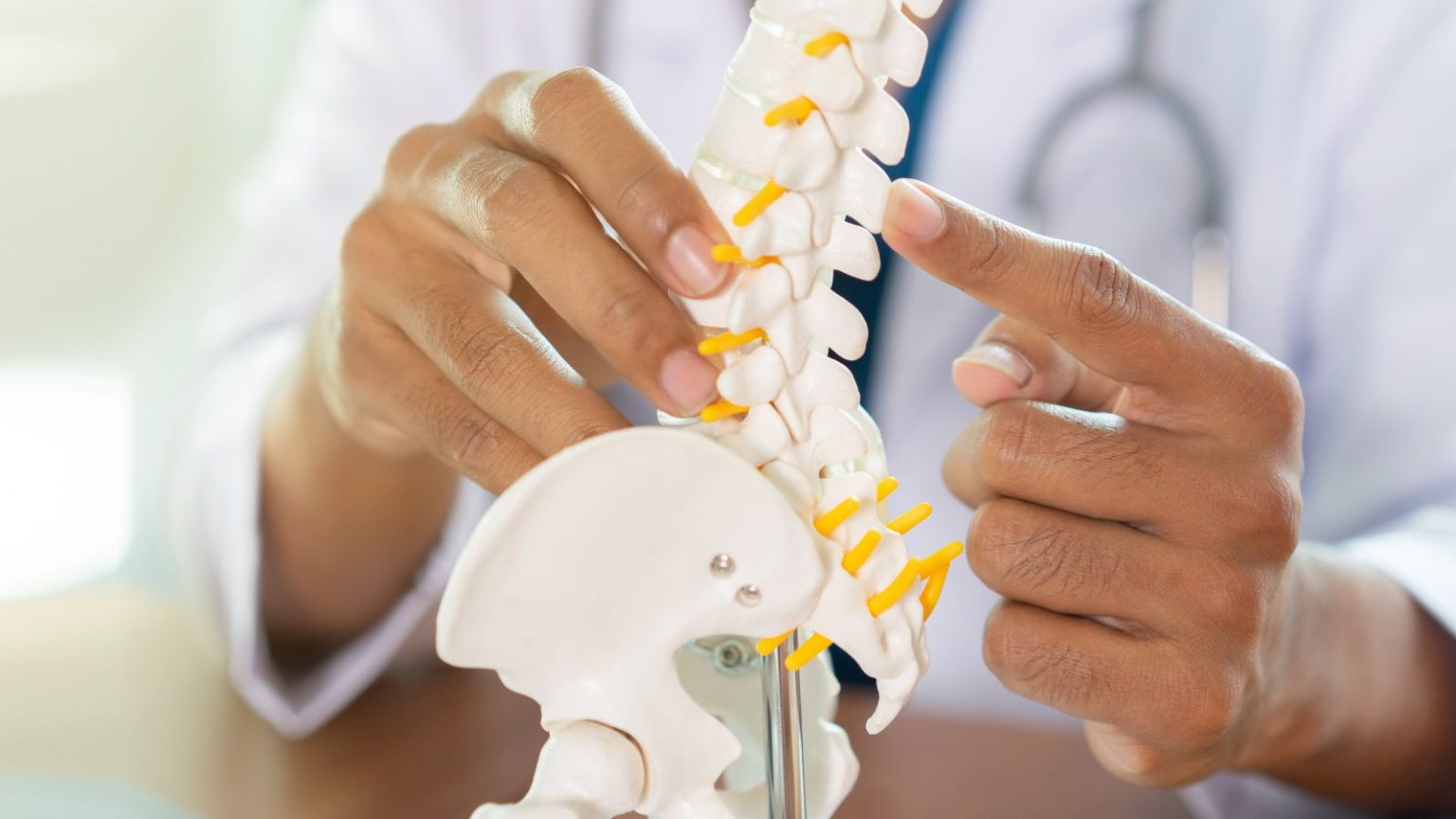 Is It Time for a Disc Replacement Surgery? Here's How to Tell - Health ...